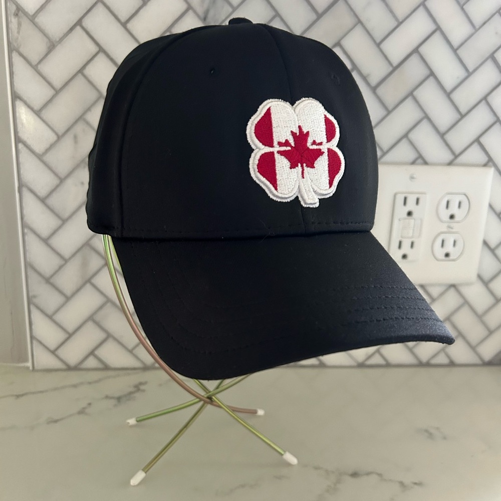 Black Clover Canada Maple Leaf Embroidered Cap - Gem